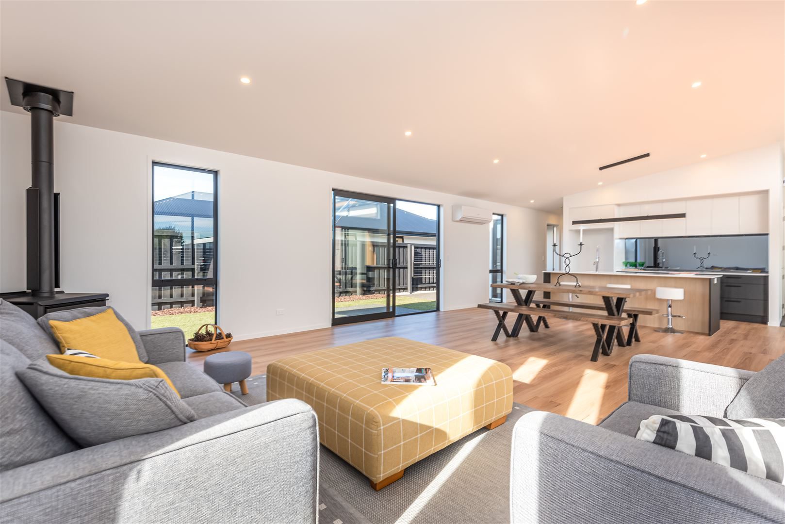 Stunning Home | Photos | Bella Casa | Builder Canterbury